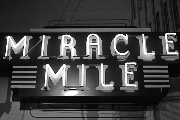 Miracle Mile neon sign – Miracle Mile Residential Association